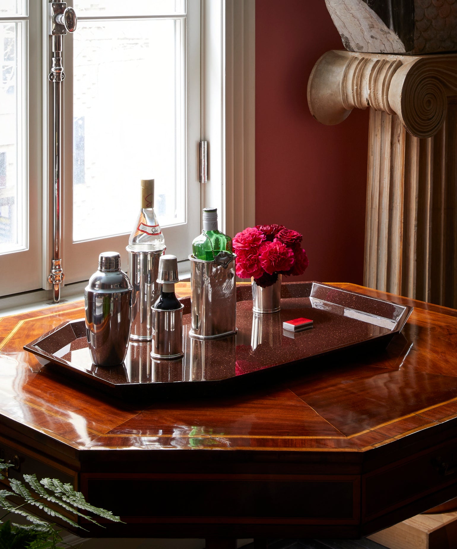 LARGE OCTAGONAL TRAY – The Lacquer Company