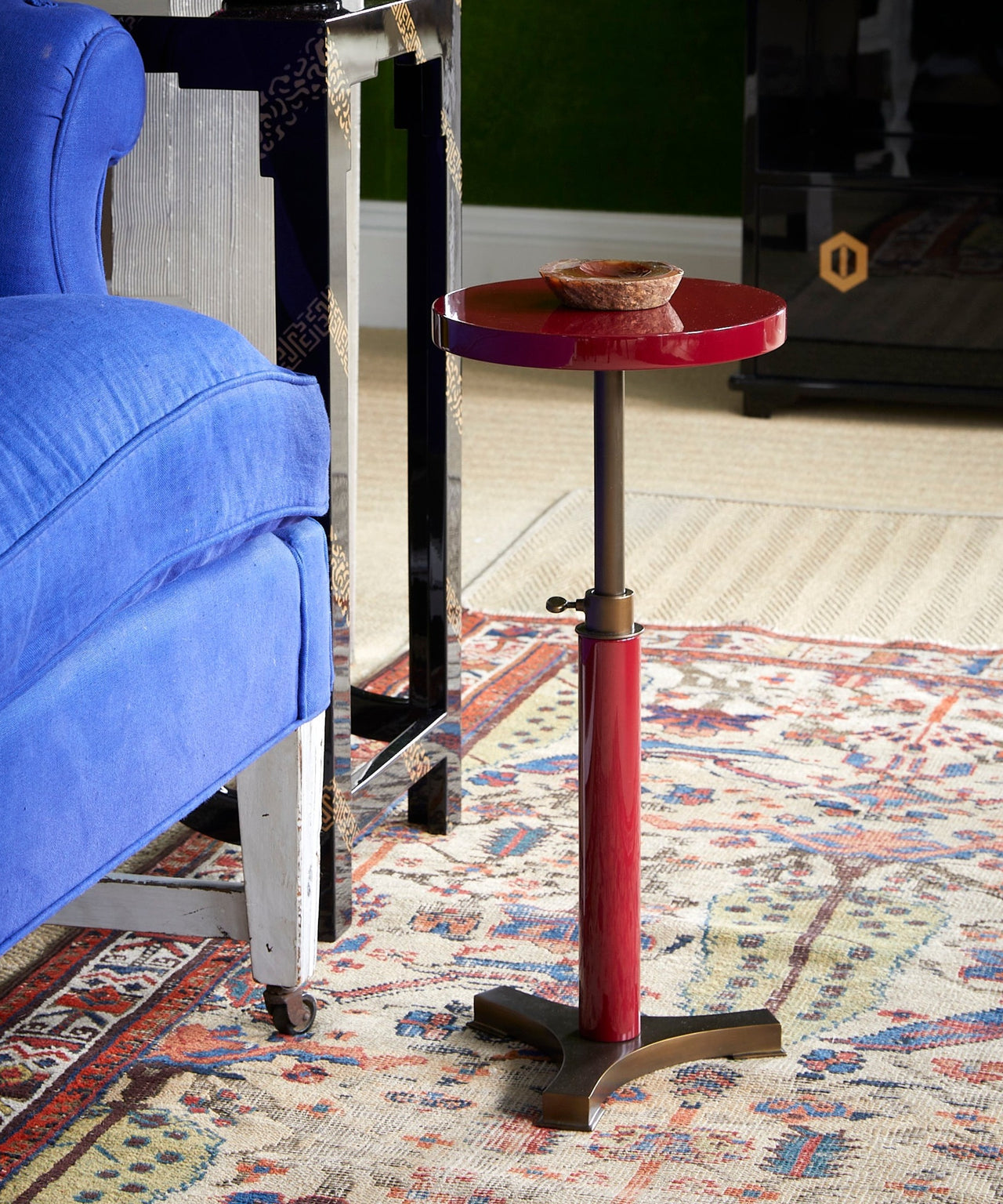 TELESCOPING TABLE – The Lacquer Company US