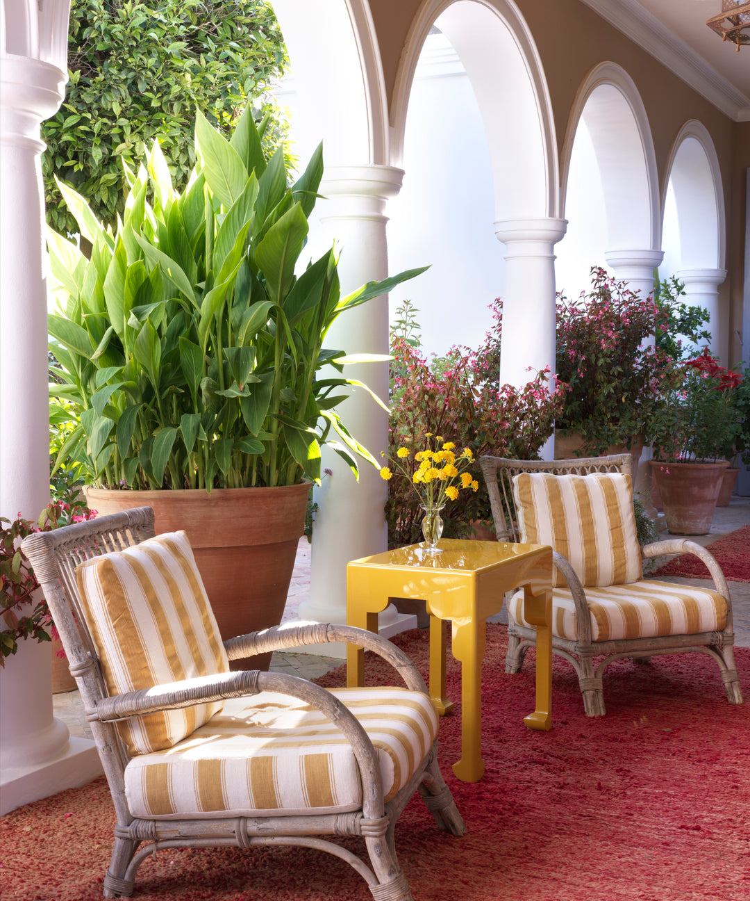 LARGE GAZEBO SIDE TABLE – The Lacquer Company