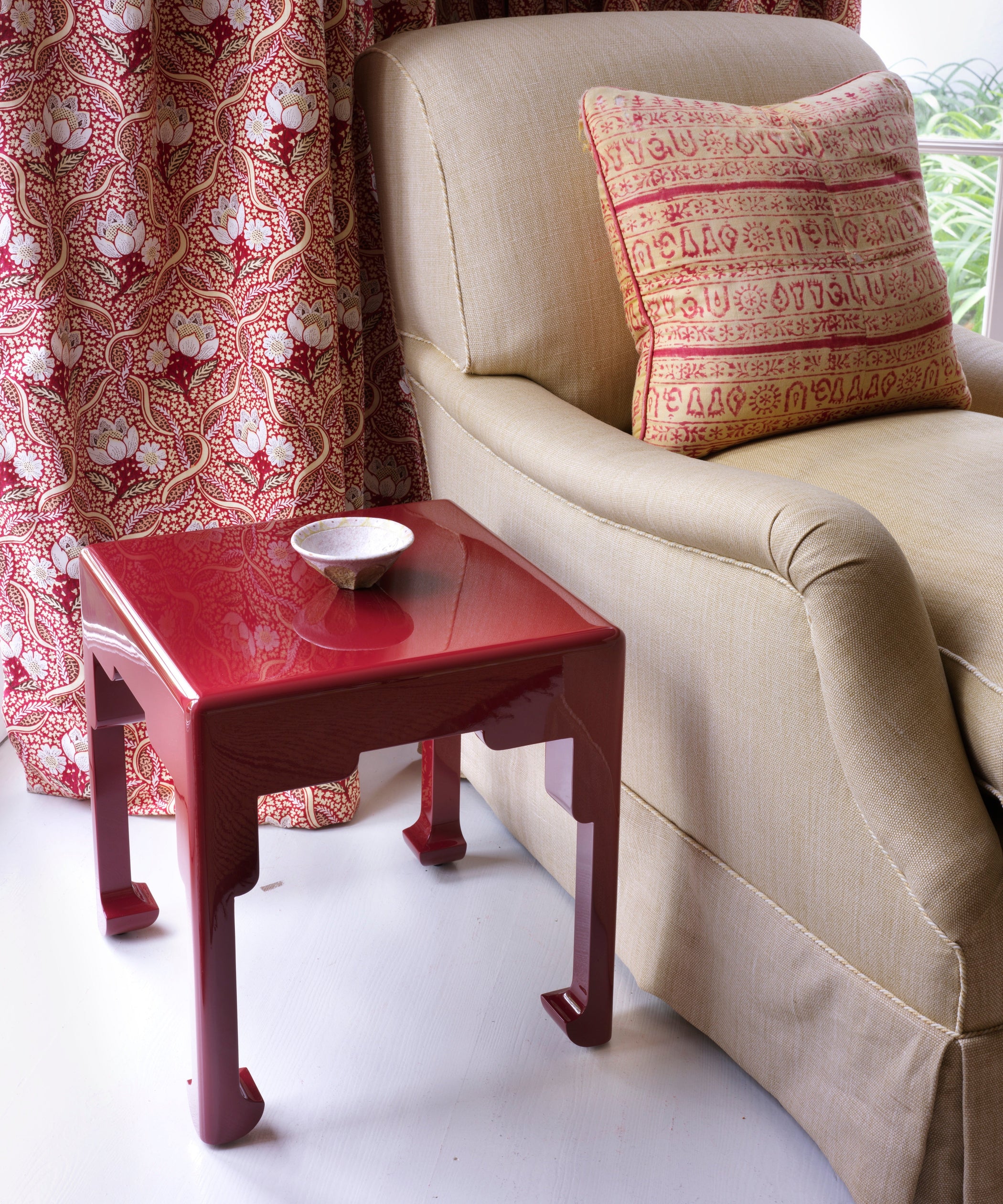 SMALL GAZEBO SIDE TABLE – The Lacquer Company US
